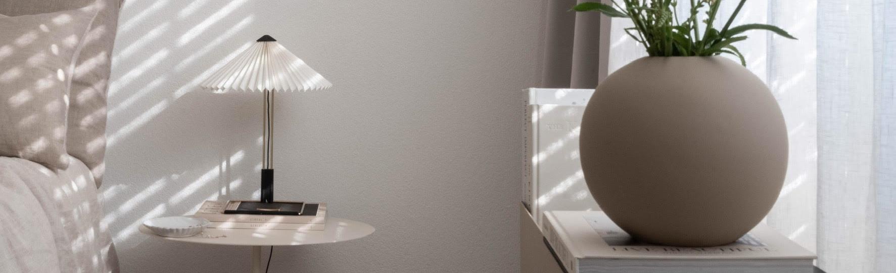 Create a Nordic home with these 2 table lamps