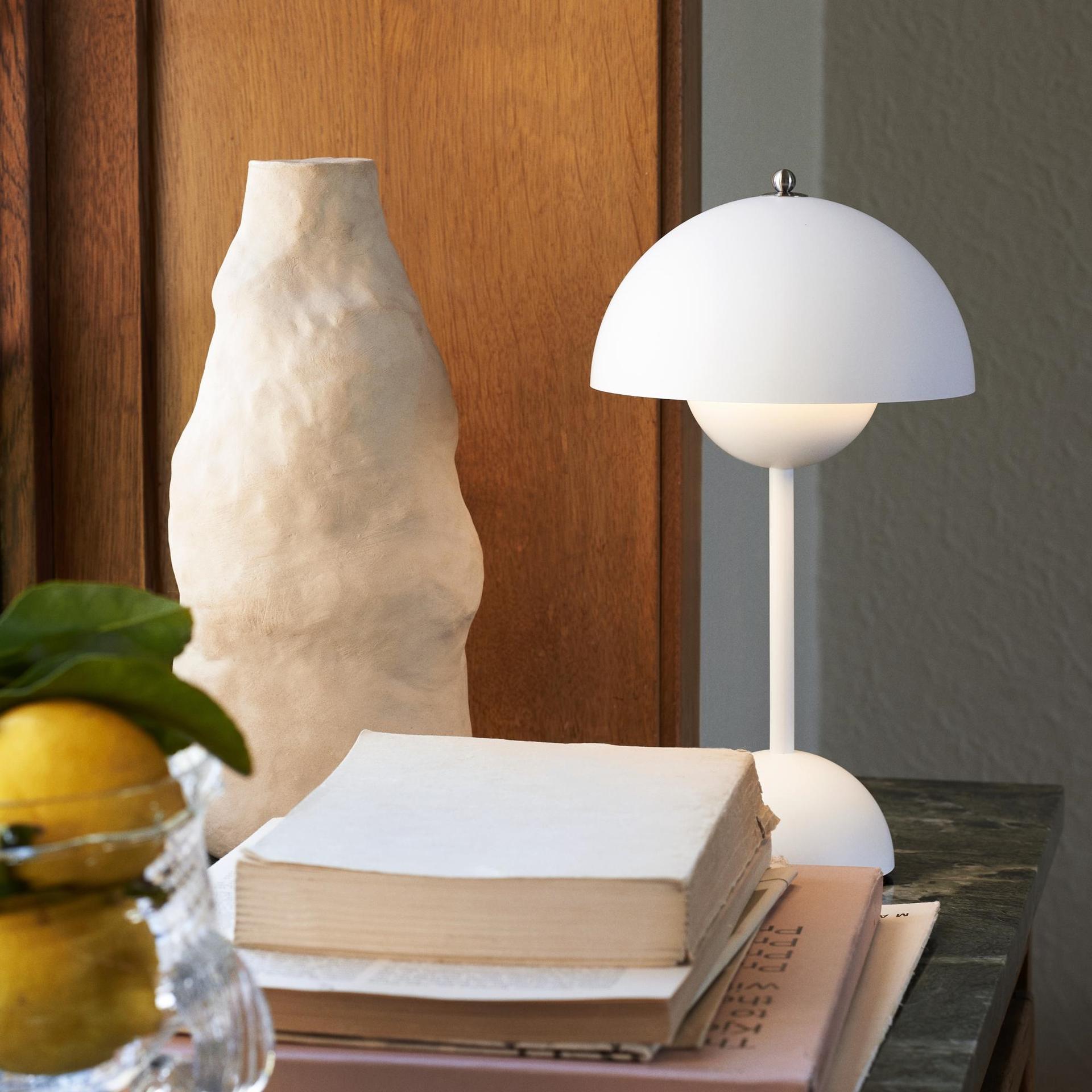 Flowerpot VP9 &Tradition Lampe à poser portable en Blanc mat