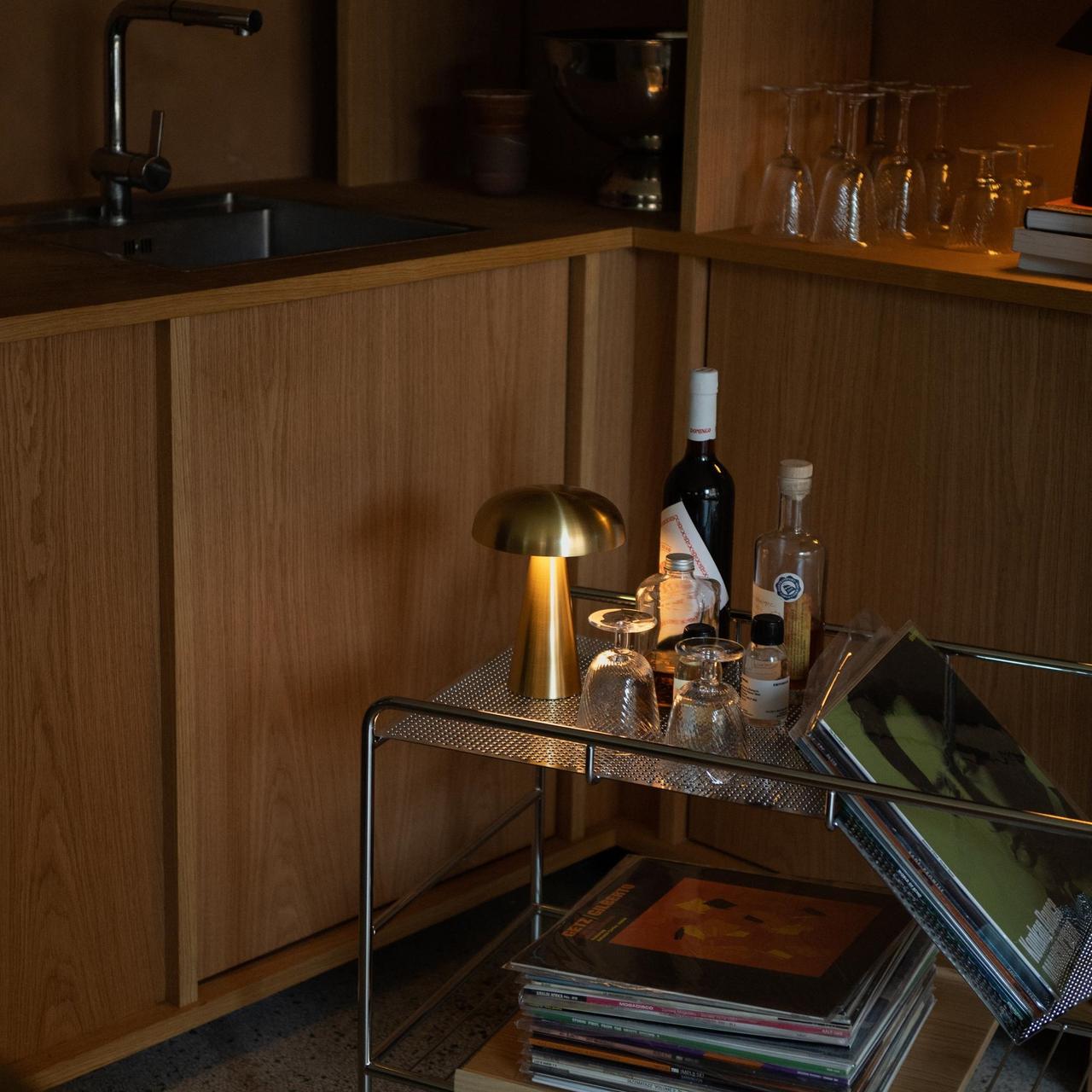 Como SC53 Table lamp Portable Brass from &Tradition | AndLight