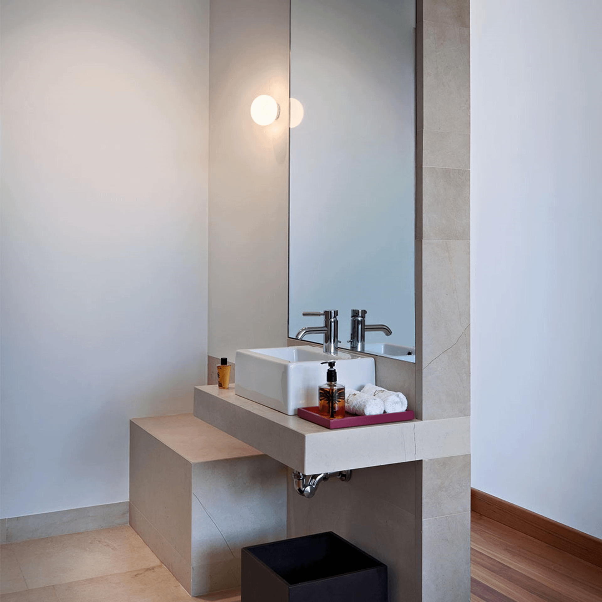 Flos Glo-Ball Mini Lámpara de Pared/techo Vidrio | AndLight