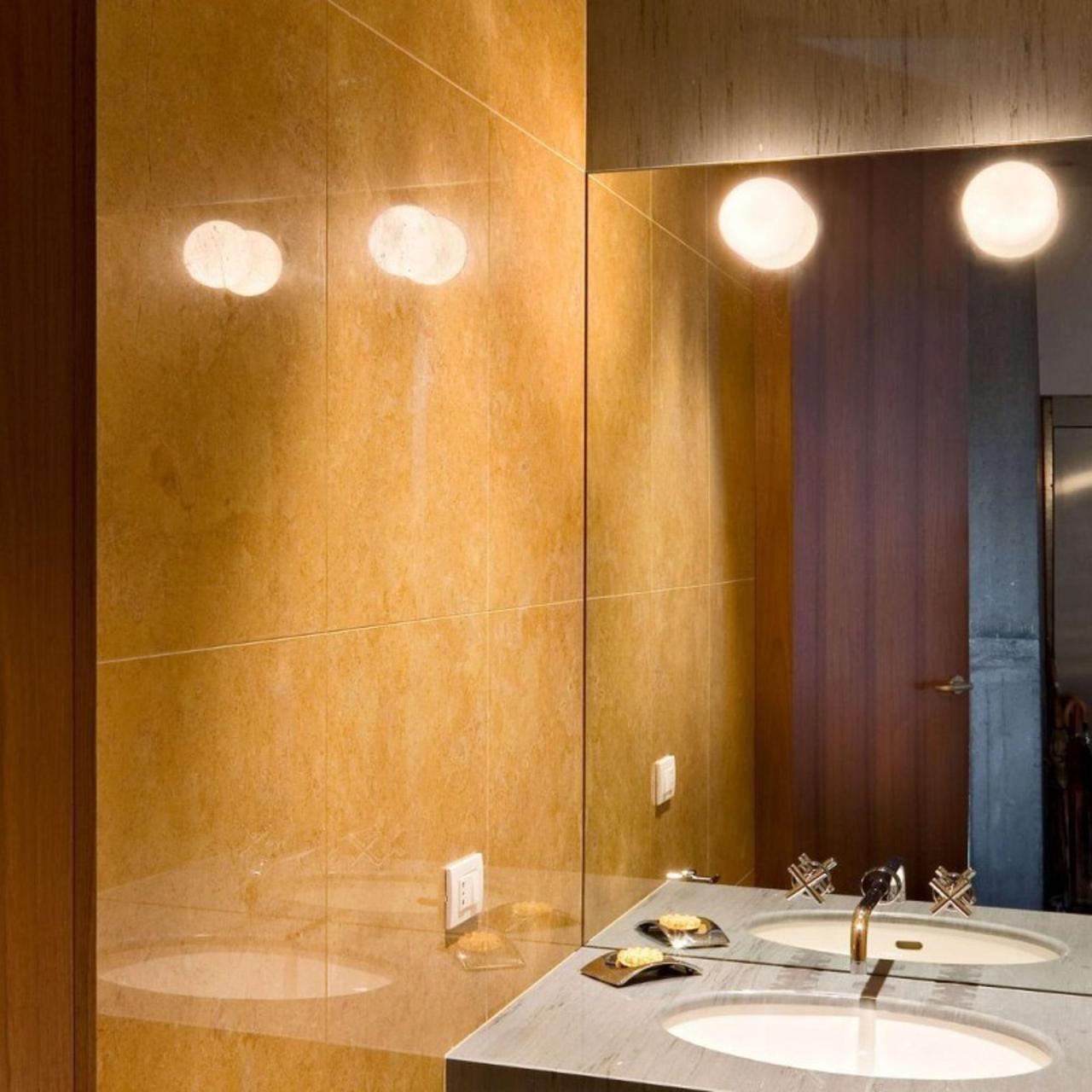 Flos Glo-Ball Mini C/W Vegg og Taklampe | AndLight