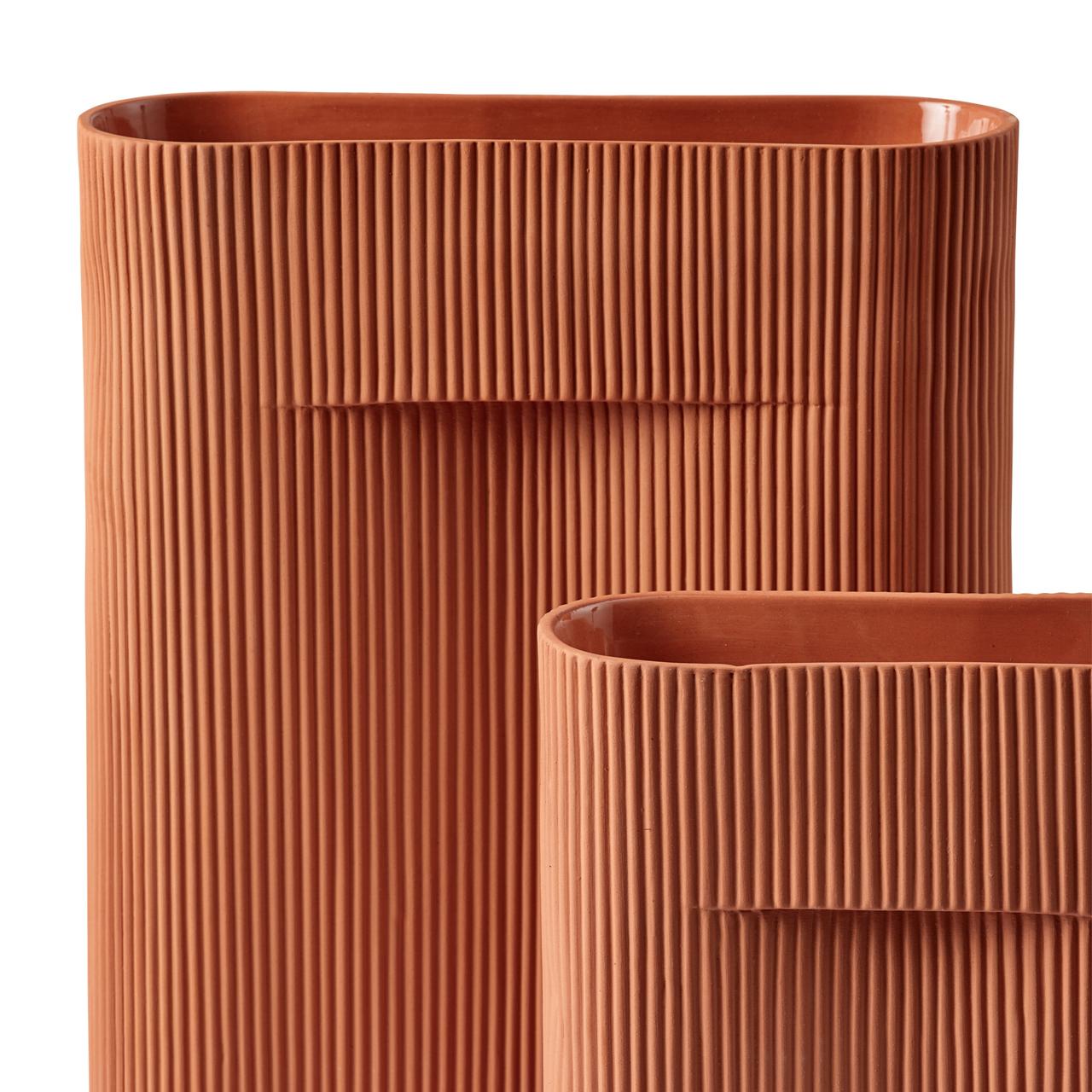 Muuto Ridge Vase Terracotta H35 cm - Køb her!