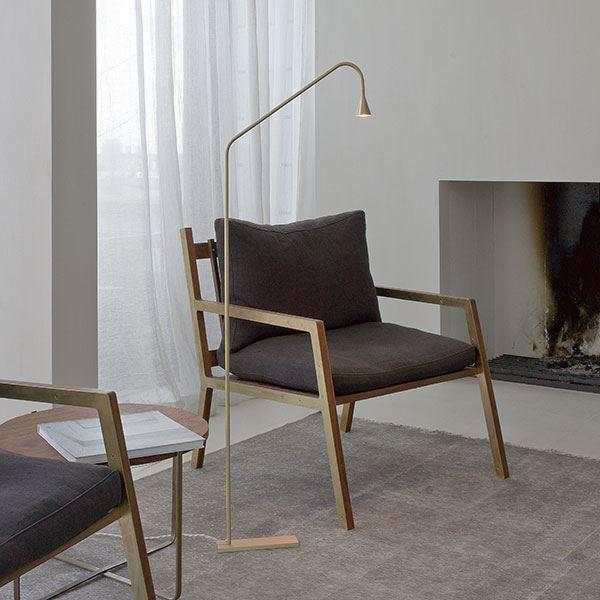 Trizo 21 Austere Floor lamp Brass | AndLight